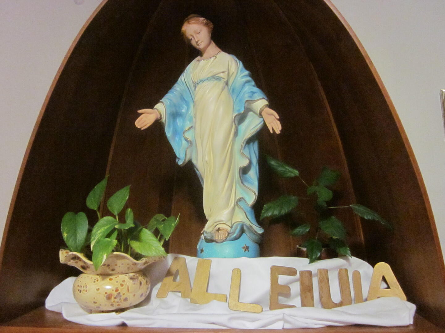 Dimanche de Pâques – Maman à la maison